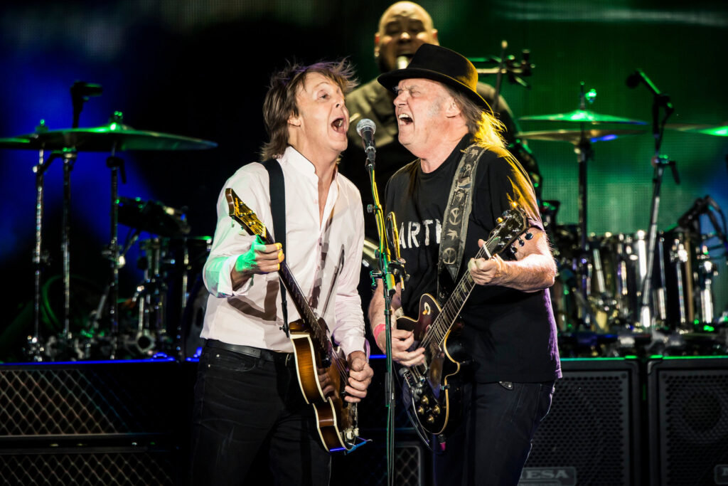 “Neil Young and Paul McCartney Share a Legendary Beatles Moment on ...